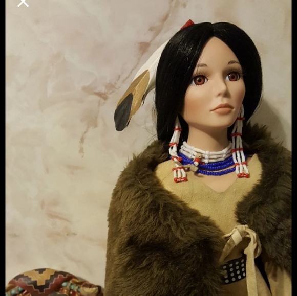 The Hamilton Collection | Other | Pine Leaf Native American Le ...